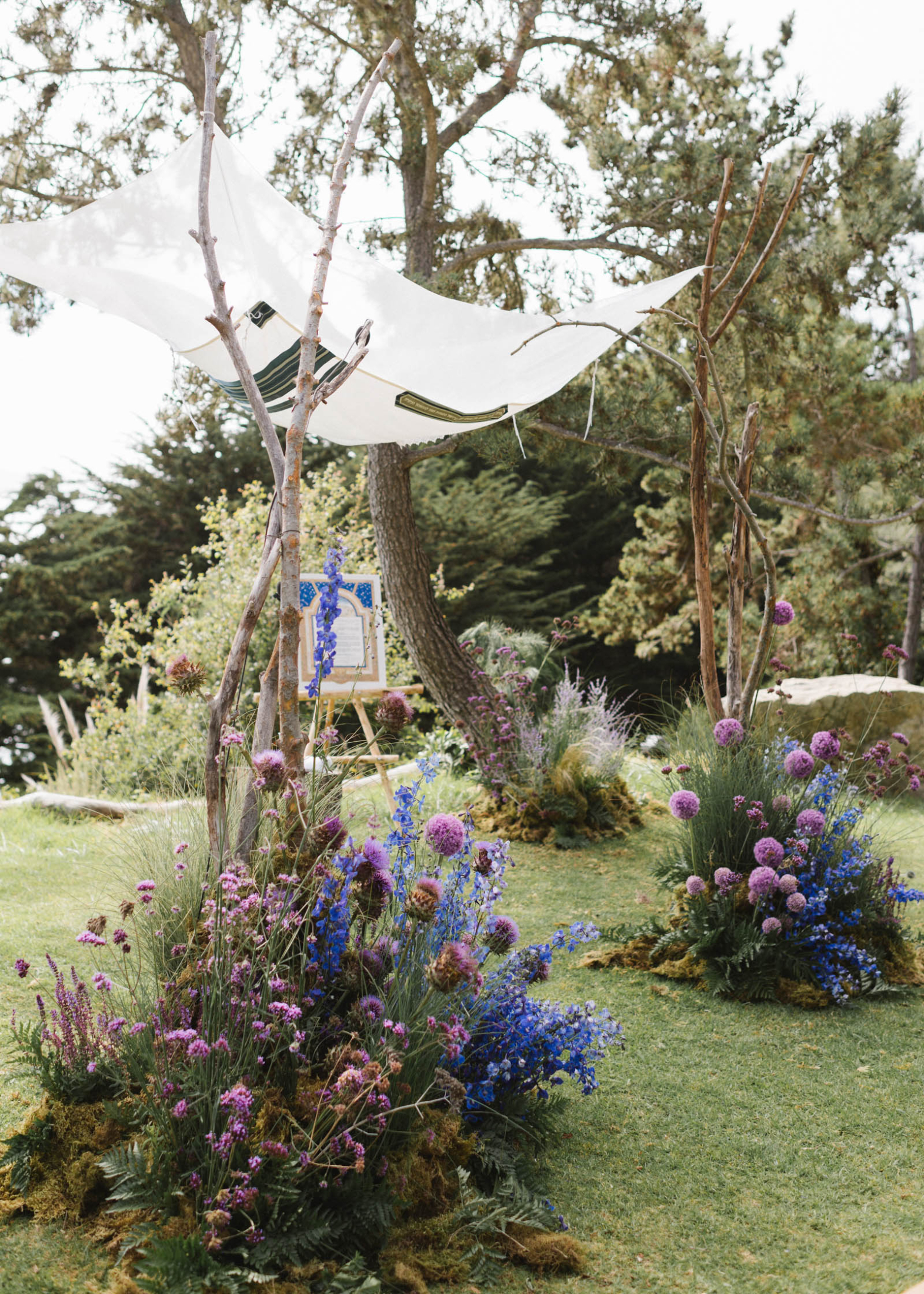 In The Clouds - Studio Mondine